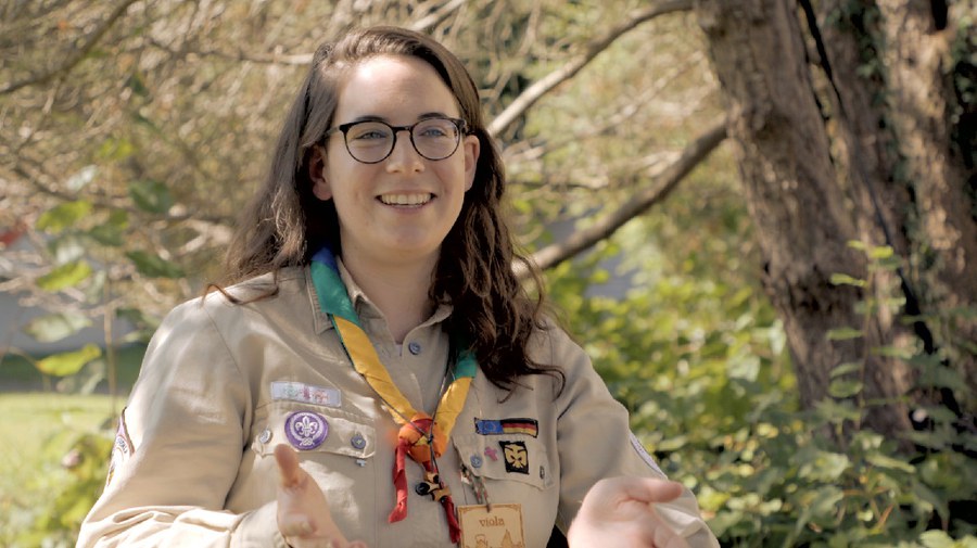 Die deutsche Pfadfinderin Viola Kohlberger, die sich mit dem Kölner ...